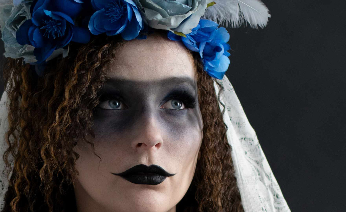 Surreal Portrait Retouching in Photoshop Tutorial – PRO EDU